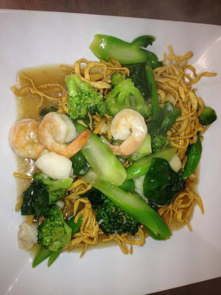 Menu at Amazing Thai Cuisine restaurant, Broken Arrow