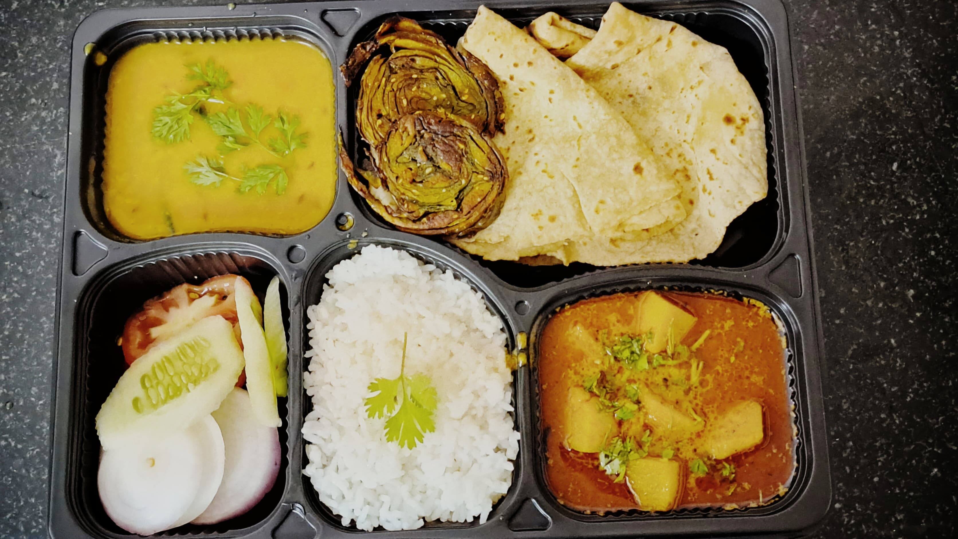 Menu of Usha Tekawade, Vishrantwadi, Pune