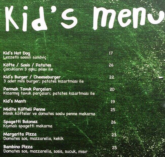 Carta de Harvard Cafe Watergarden, Estambul, Barbaros Mahallesi