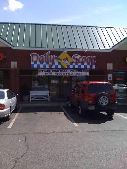 Menu at Daily Scoop restaurant, Pasadena