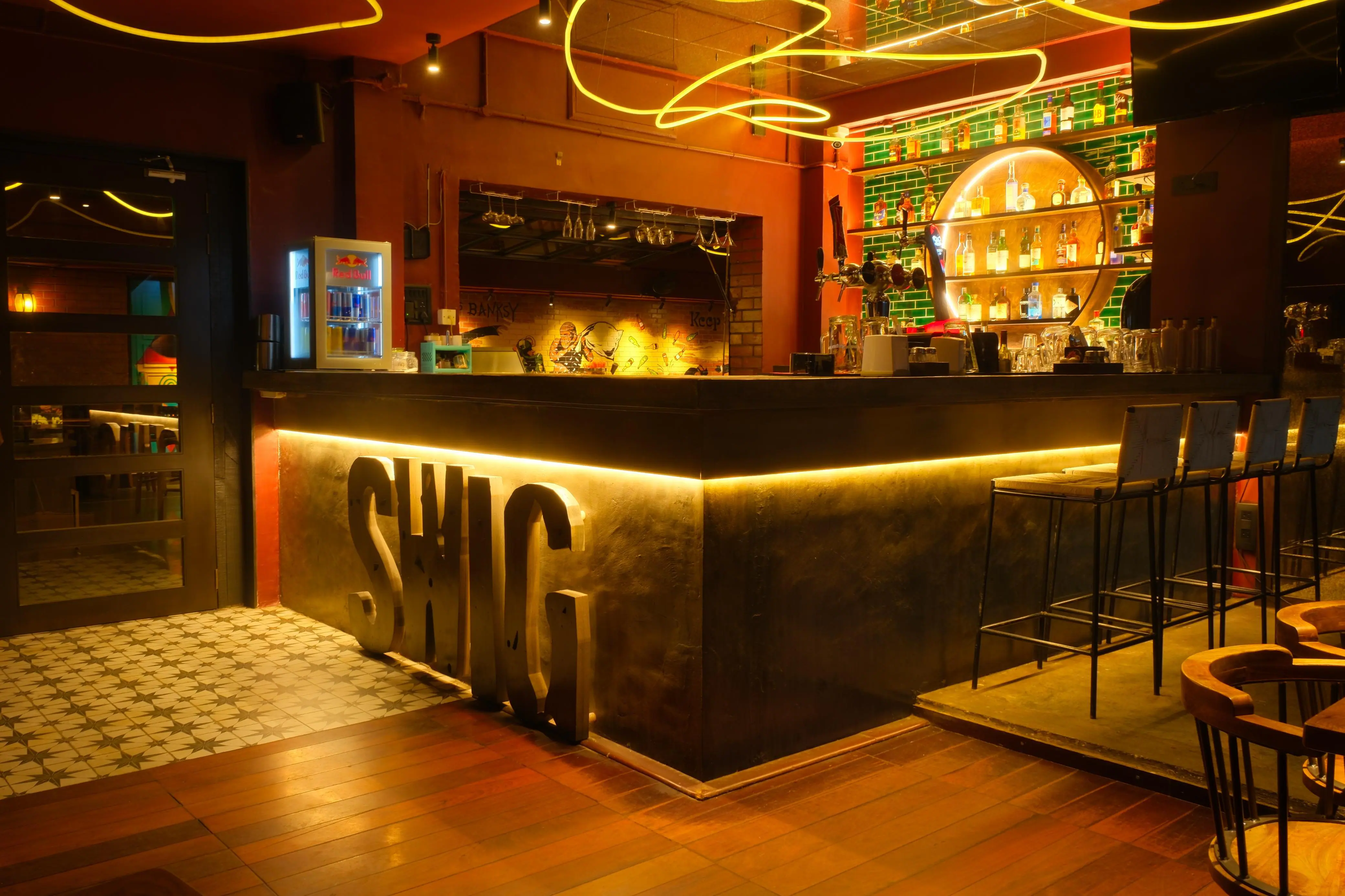 Book table and online reservation at Swig, Senapati Bapat Road, Pune