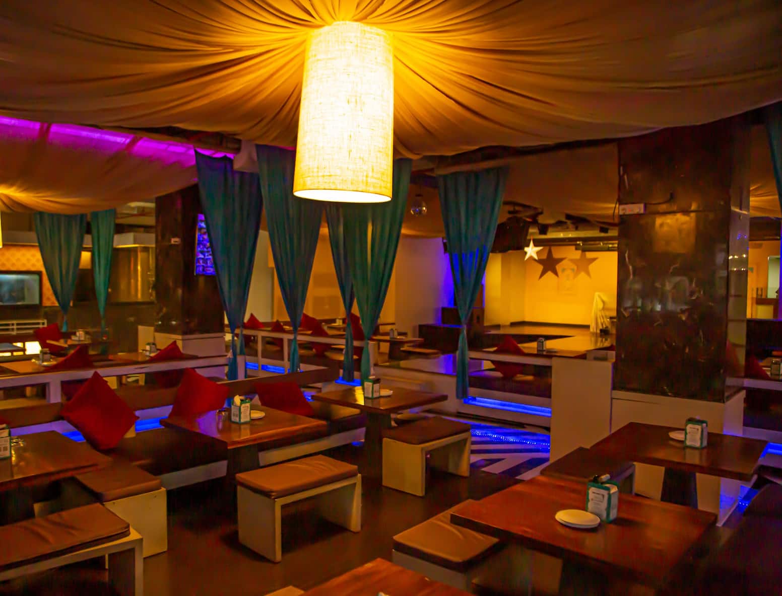 FML - Food Music Love, Magarpatta, Pune | Zomato