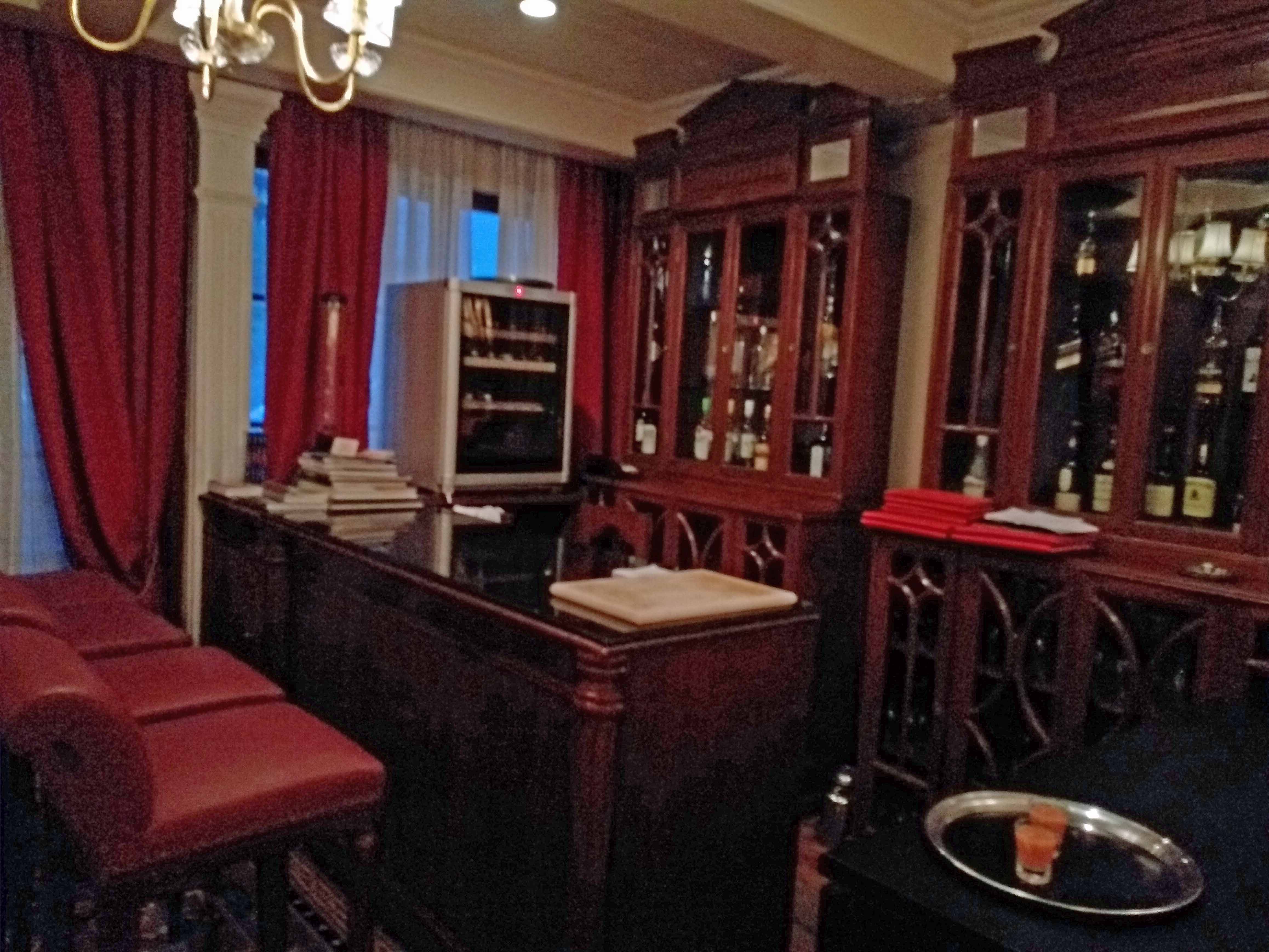 Elgin Bar - The Elgin, Chauk Bazaar, Darjeeling | Zomato