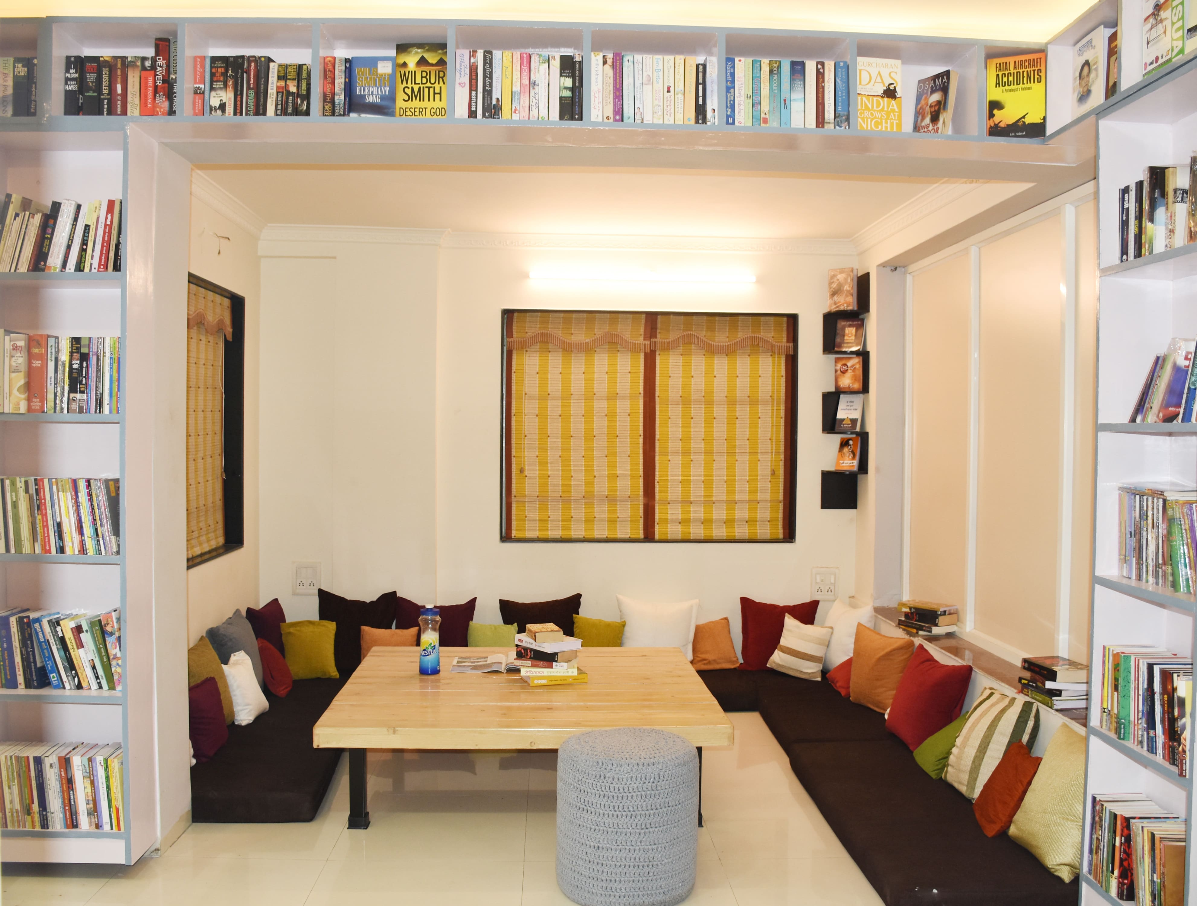 Words & Sips Book Cafe, FC Road, Pune | Zomato