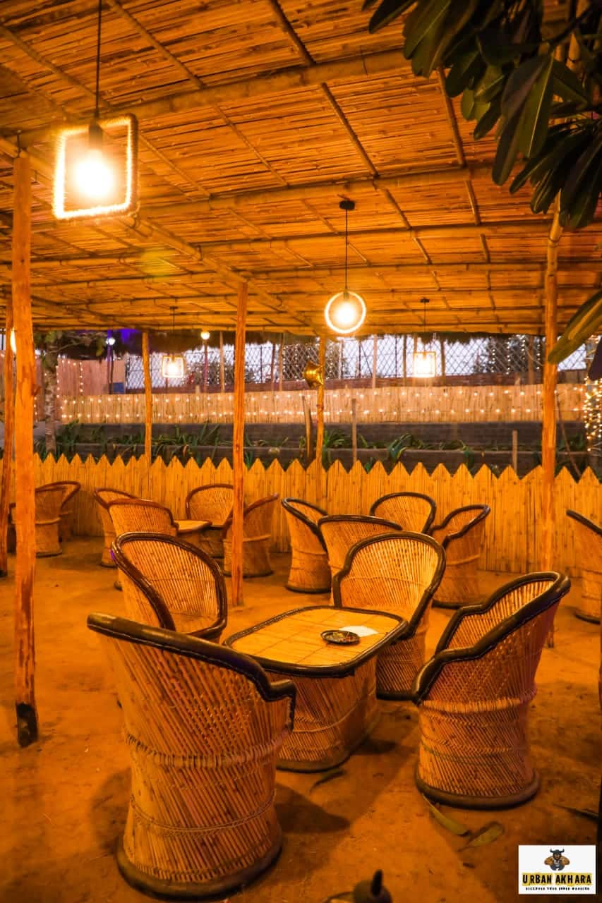 Cafe IV Acres, Golf Course Extension order online - Zomato