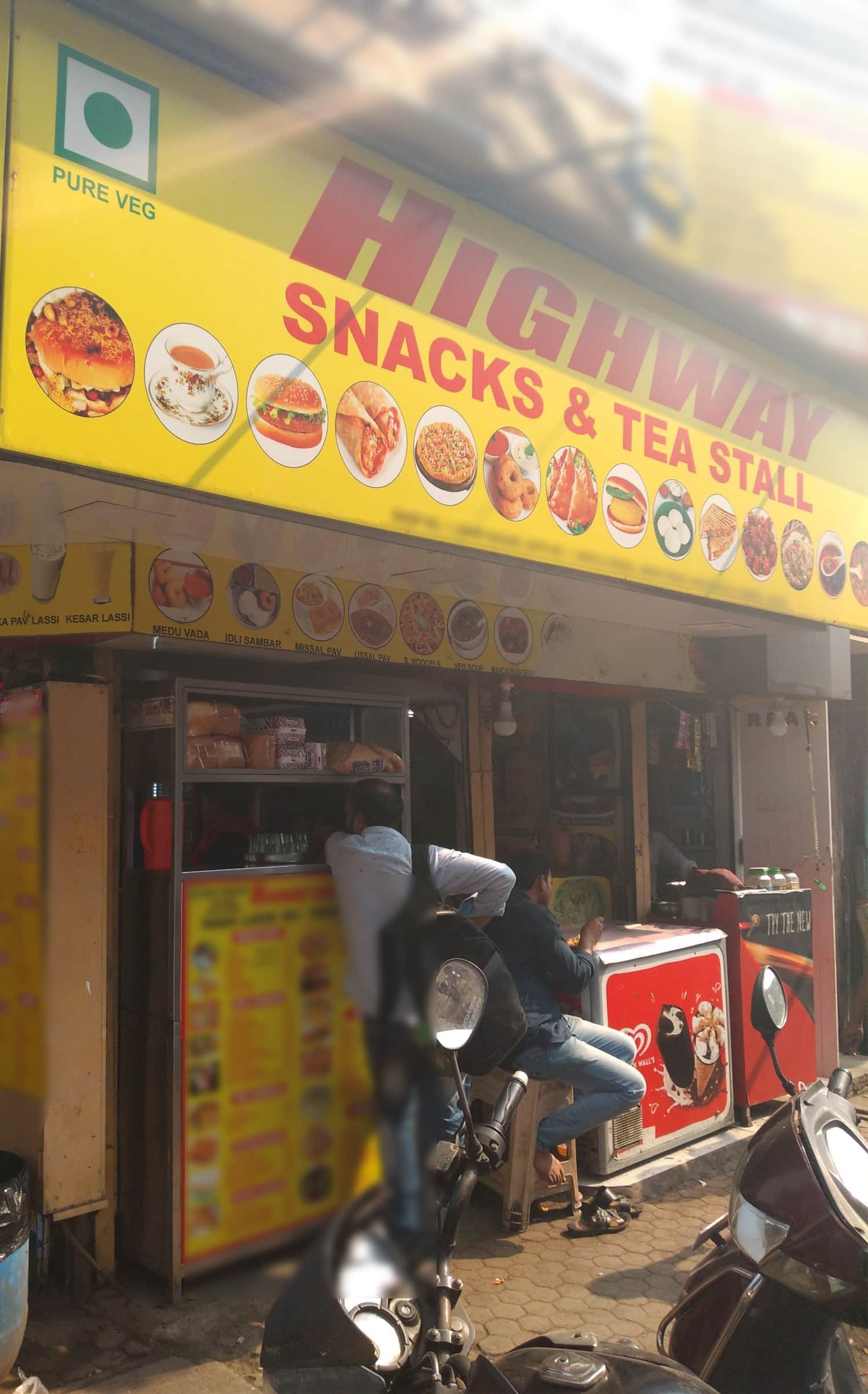 Highway Snacks & Tea Stall, Santacruz East, Mumbai | Zomato