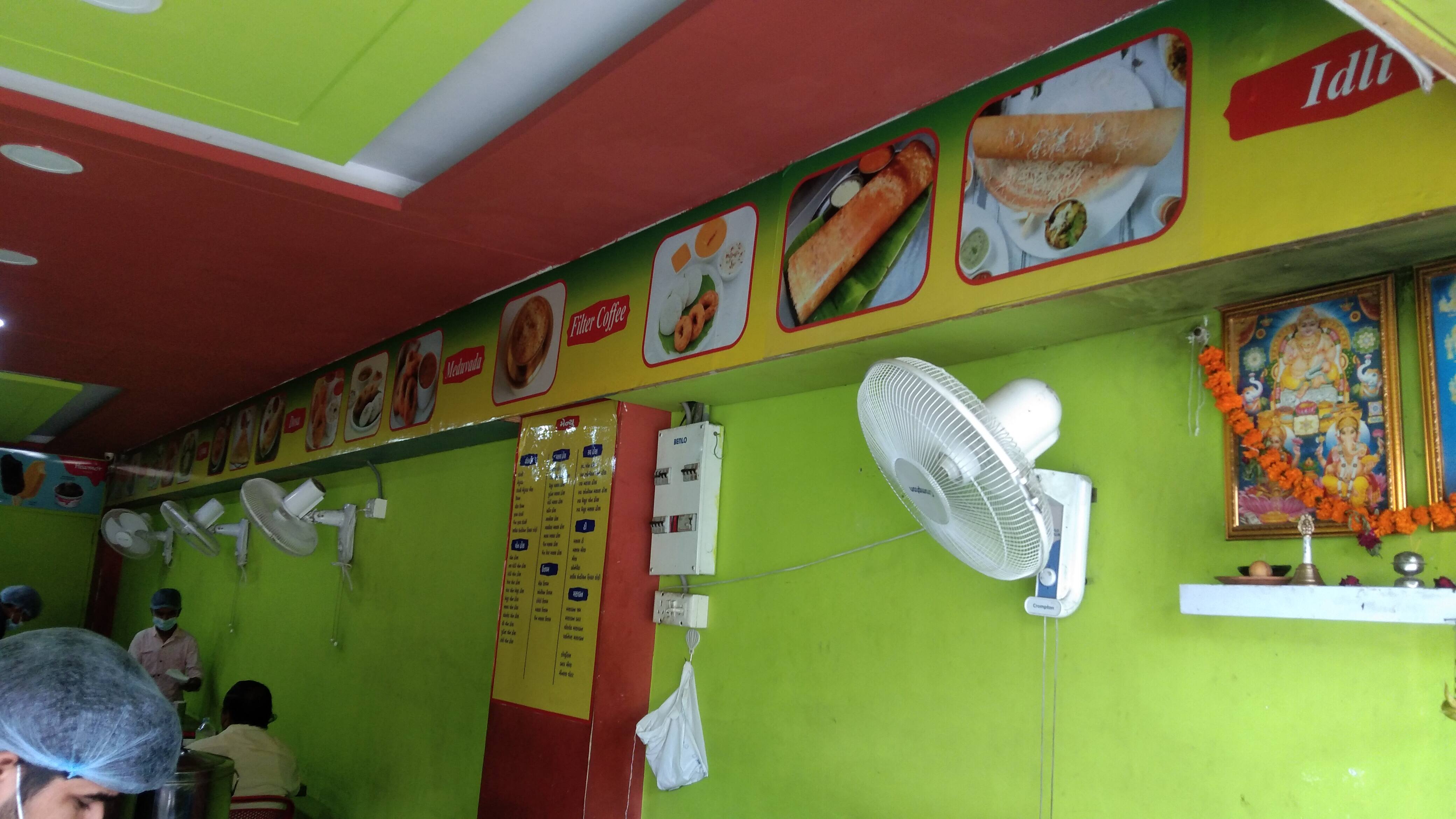 P Vasu Food Court, Ambavadi order online - Zomato