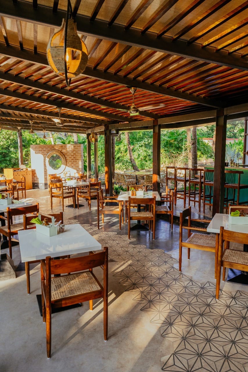 Neighbors, Assagao order online - Zomato