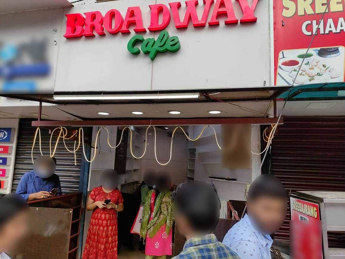 Broadway Cafe, Palayam, Trivandrum | Zomato