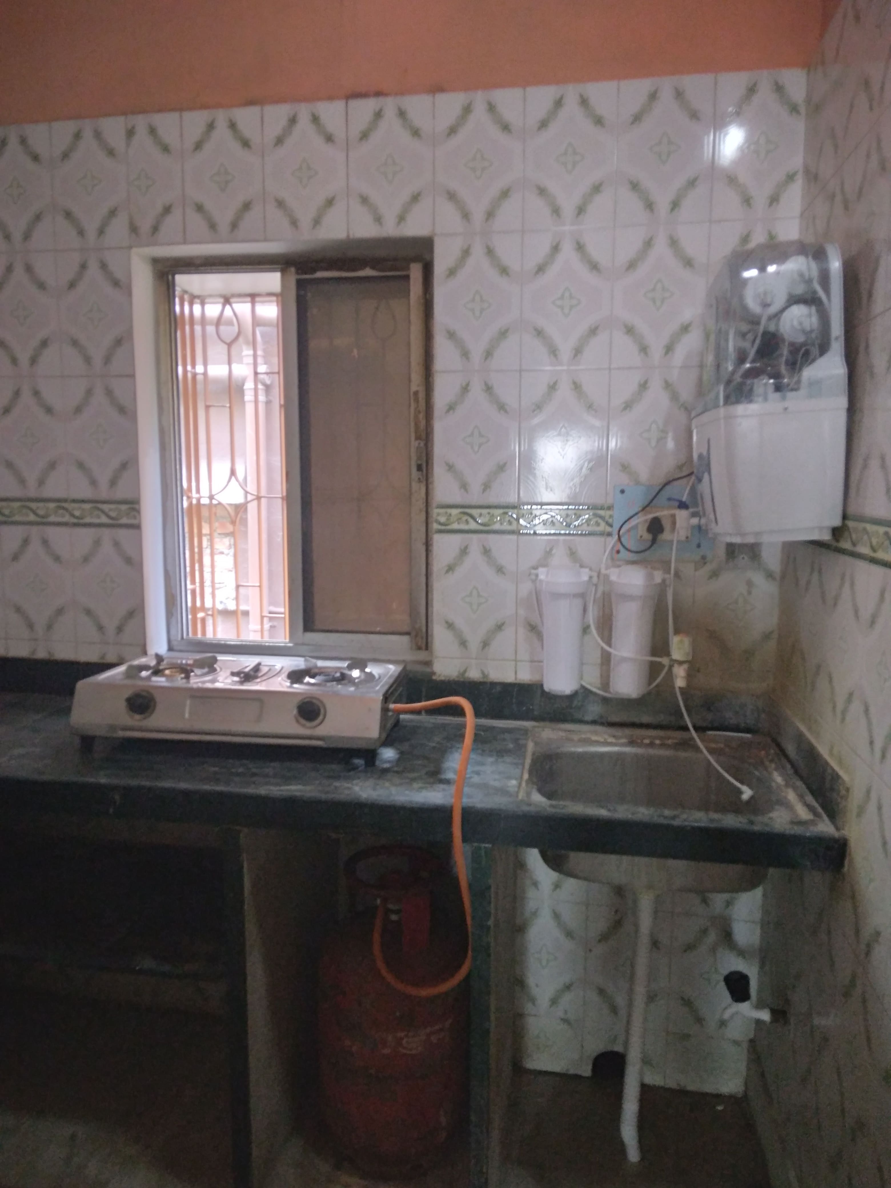 Fry kitchen, Kaikhali, Kolkata | Zomato