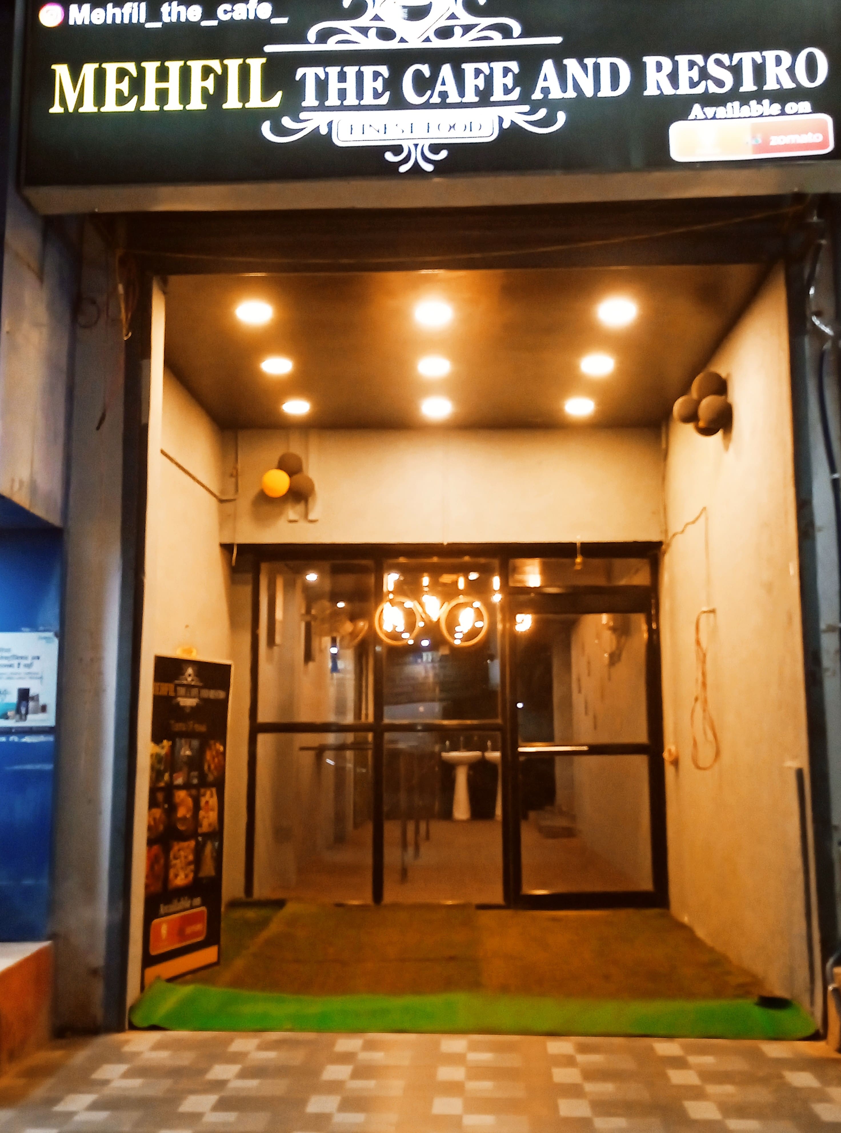 Mehfil The Cafe And Restro, Nehru Nagar order online - Zomato