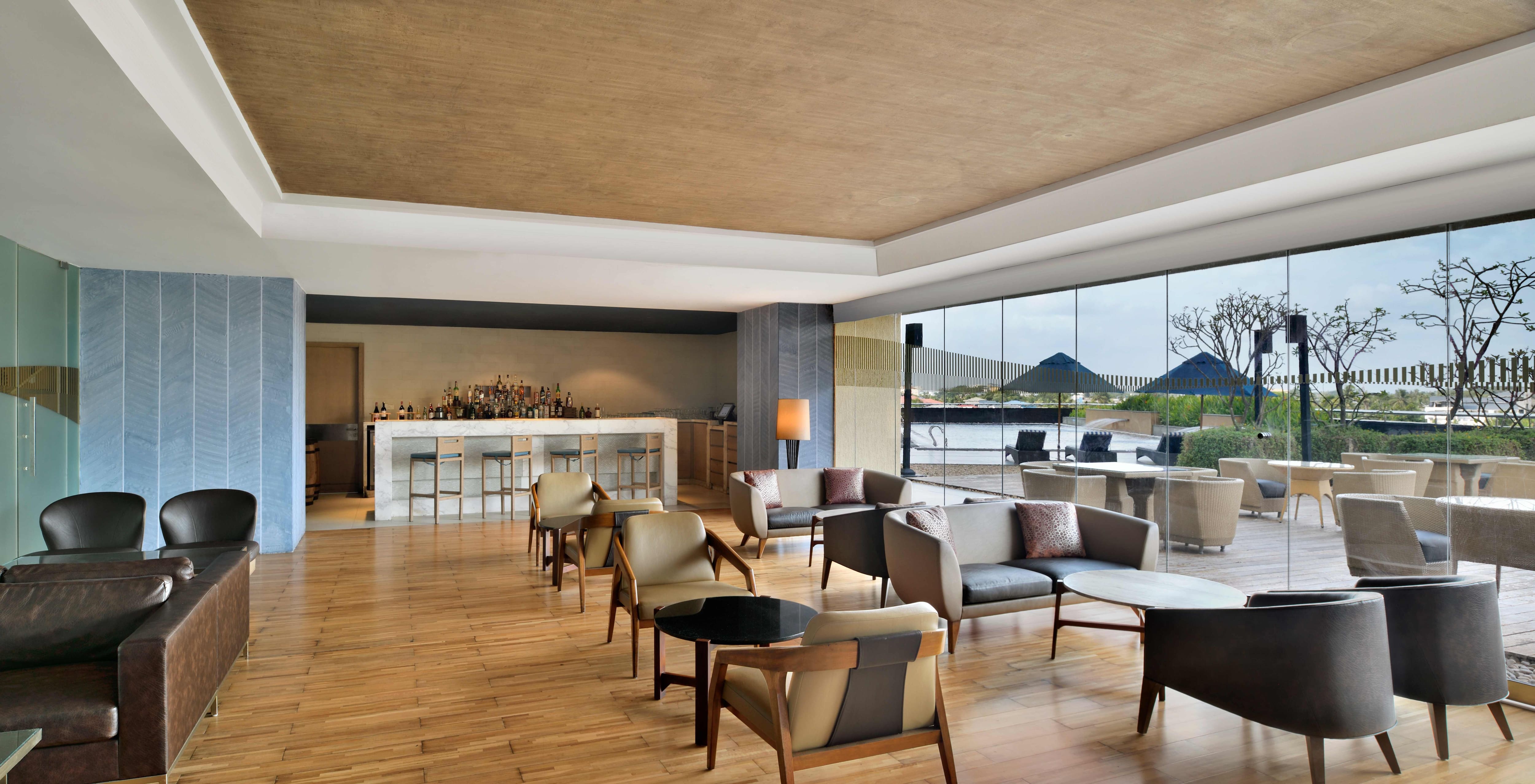 Pool Bar by Kochi Marriott, Edappally, Kochi | Zomato