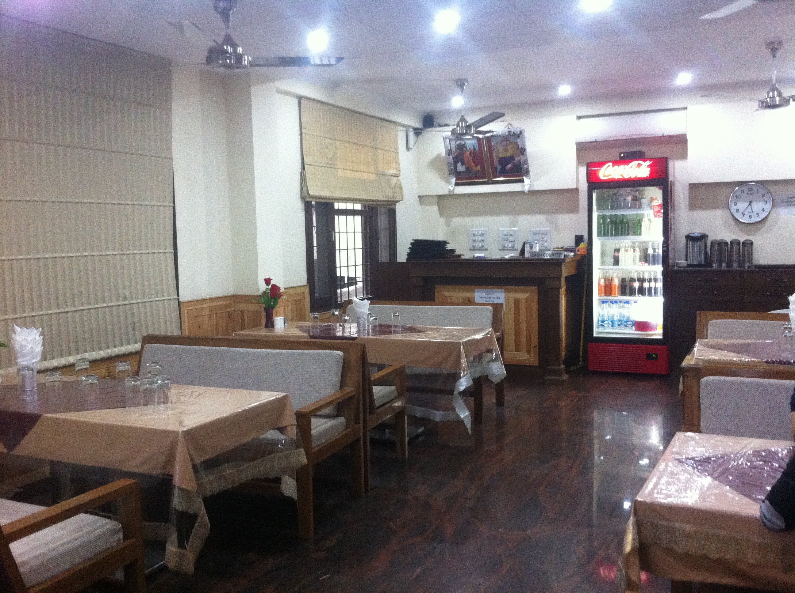 Waho Tenzin Restaurant, Majnu ka Tila order online - Zomato