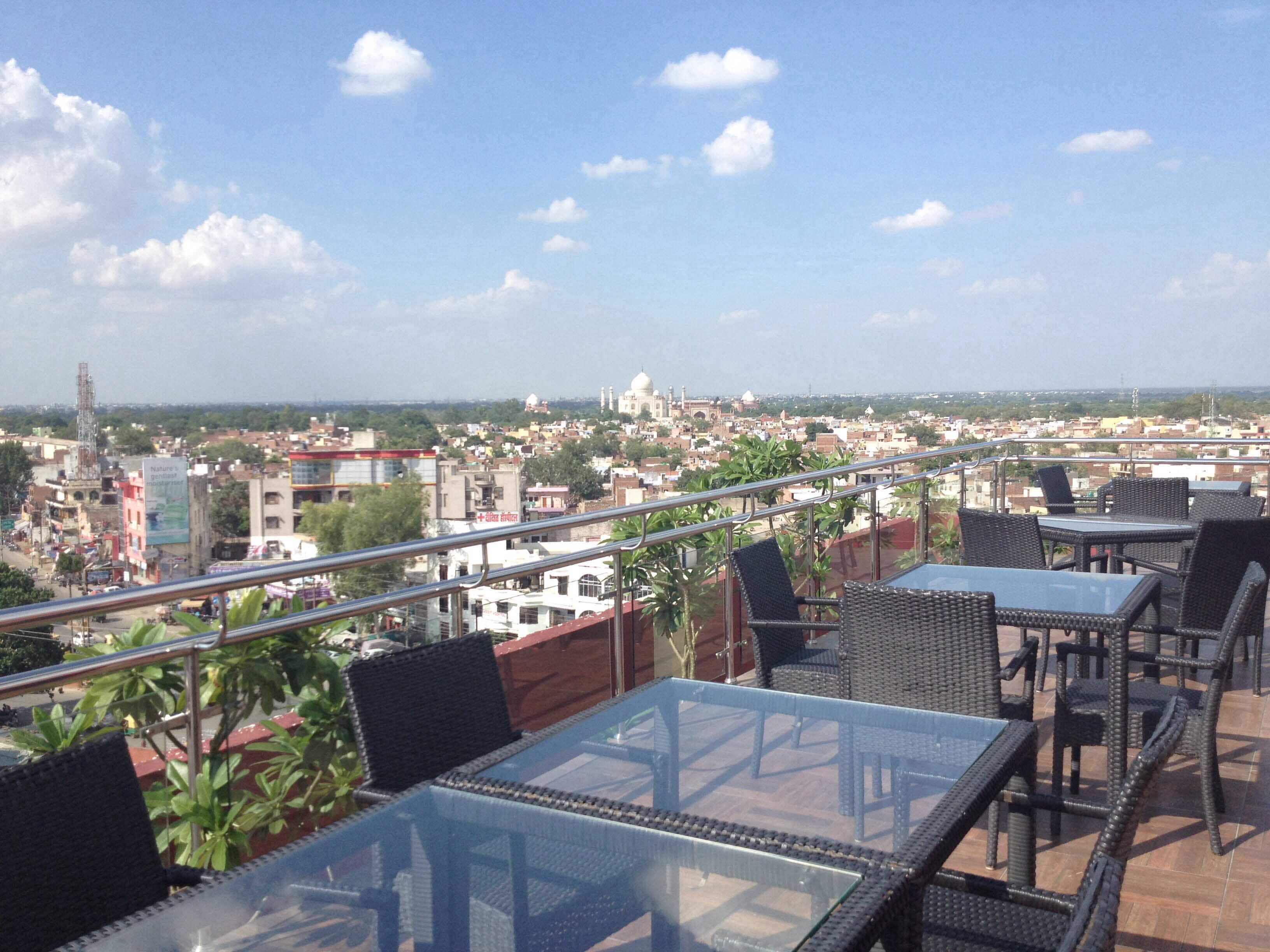 Skydeck - The Gateway Hotel, Tajganj, Agra | Zomato