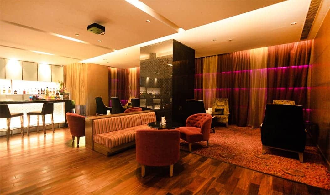 72 Bar - Holiday Inn, Sakinaka, Mumbai | Zomato