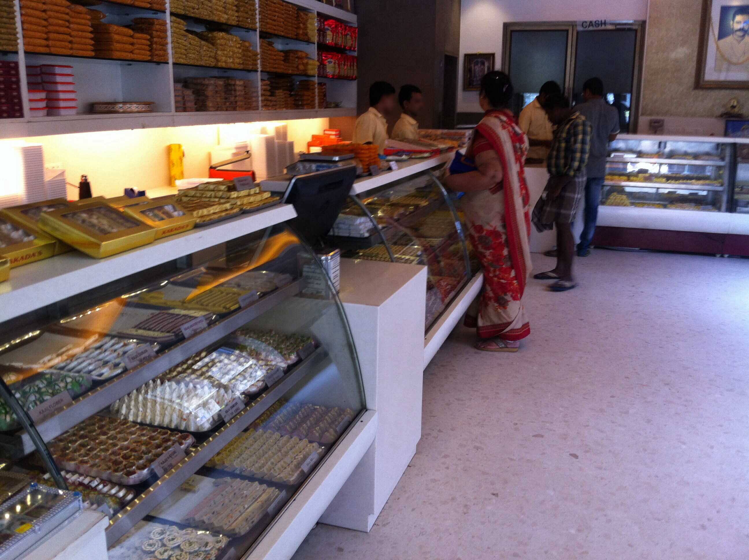 Kakada Ramprasad Photos, Pictures of Kakada Ramprasad, Sowcarpet ...