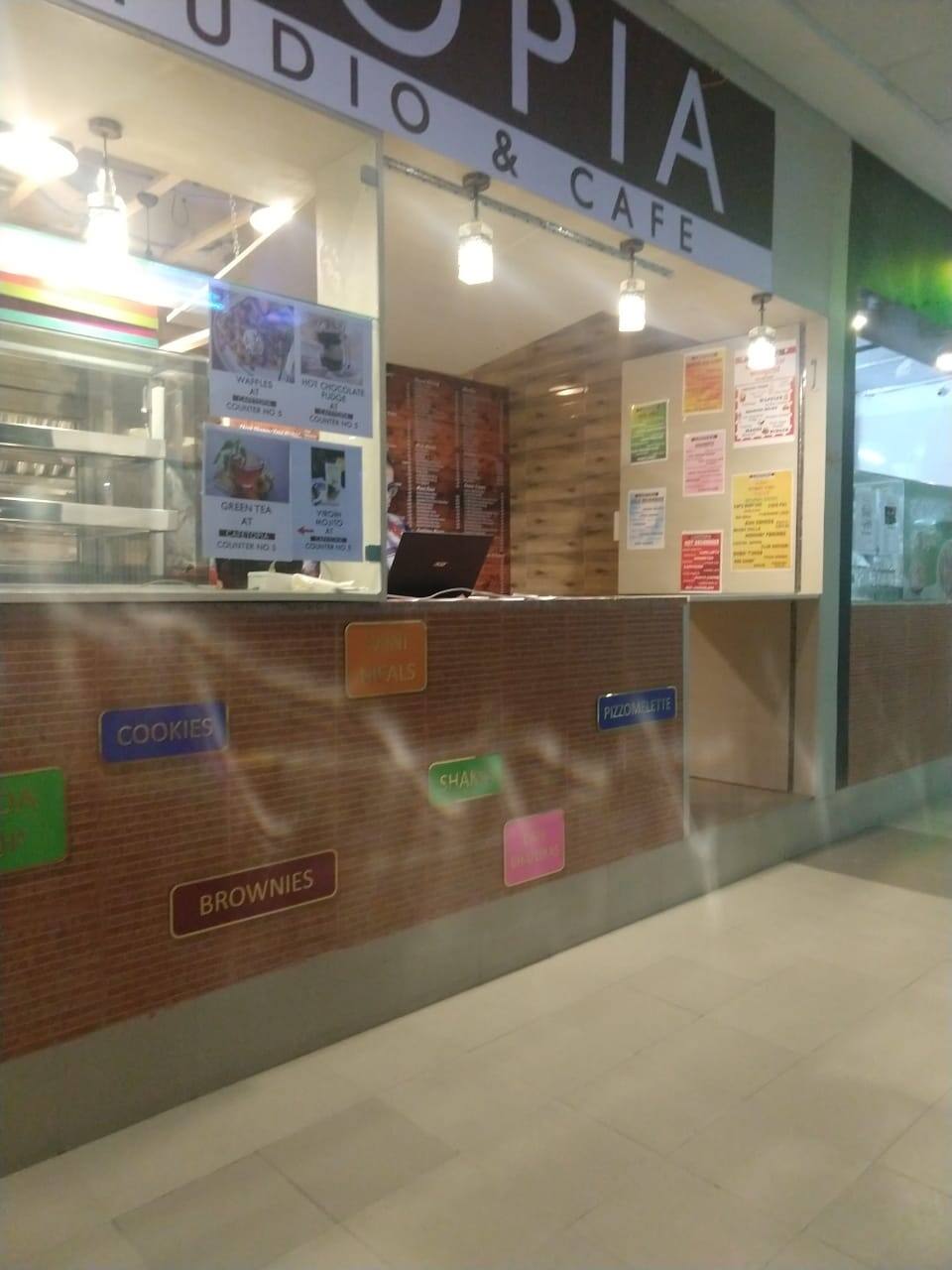 Cafetopia, Gaur City 2, Greater Noida