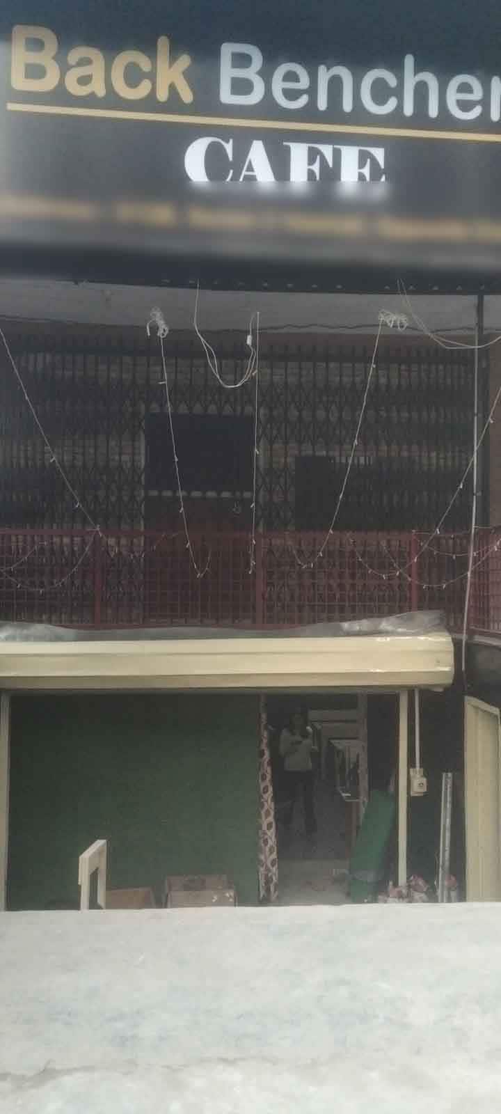 Back Benchers Cafe, Vaishali order online - Zomato