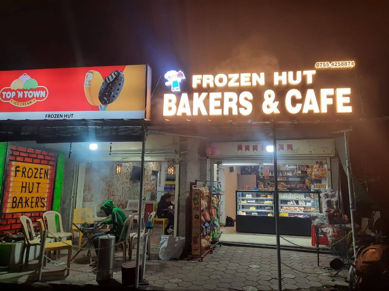 Frozen Hut, Habib Ganj, Bhopal | Zomato