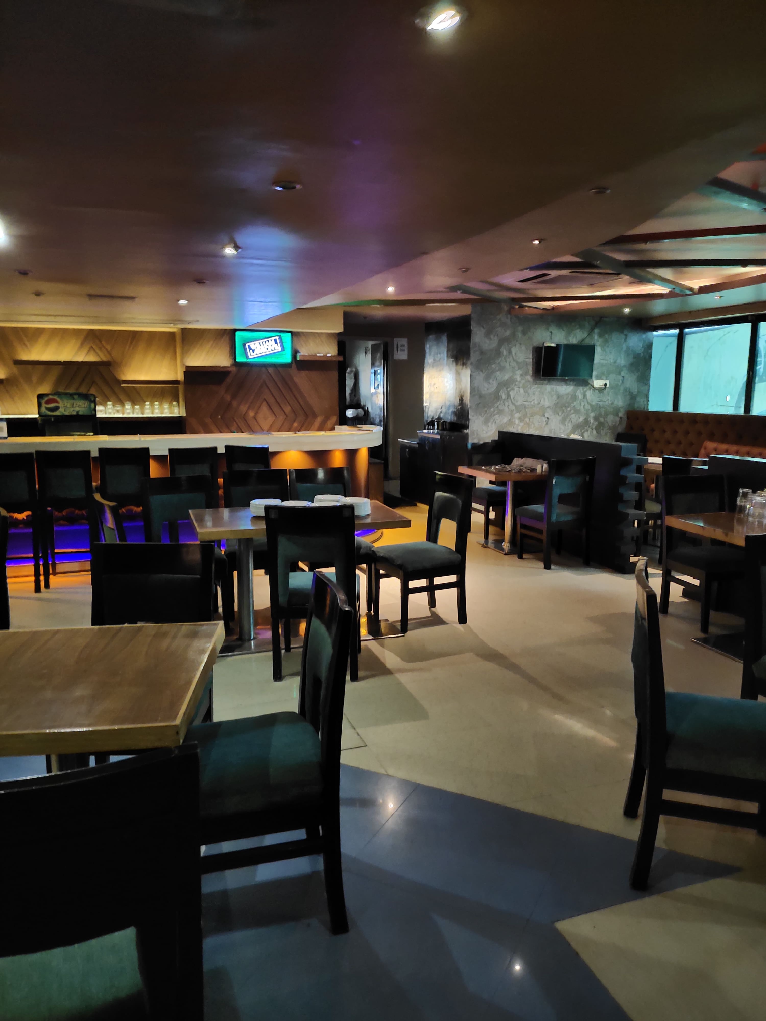 EDEN Kitchen And Bar, Sector 61, Noida | Zomato