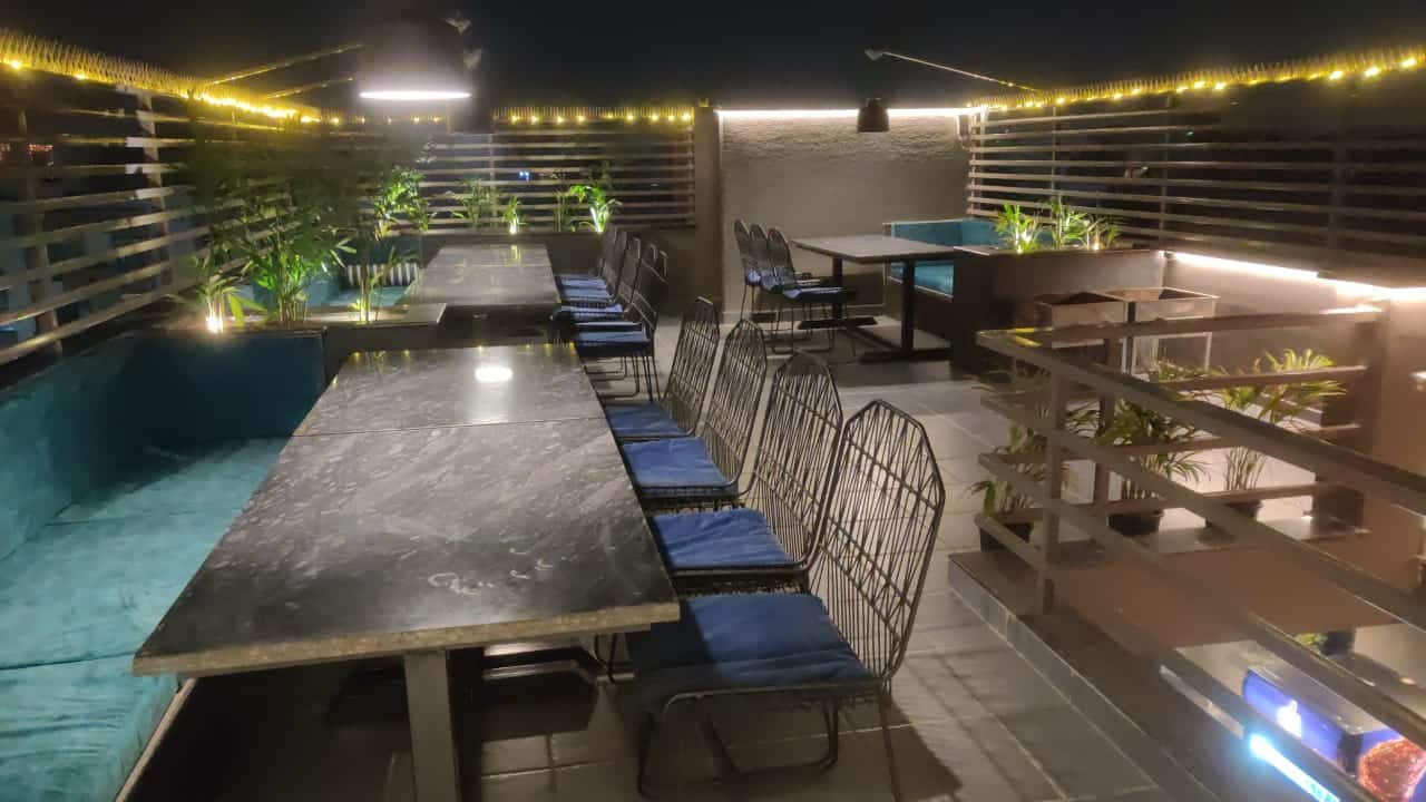 9 Beans Cafe & Lounge, Raja Park, Jaipur | Zomato