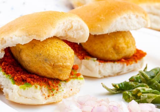 Mahalaxmi Vadapav, Karelibaug, Vadodara | Zomato