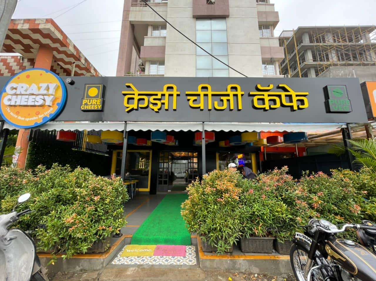 Crazy Cheesy Cafe, Pimple Saudagar, Pune