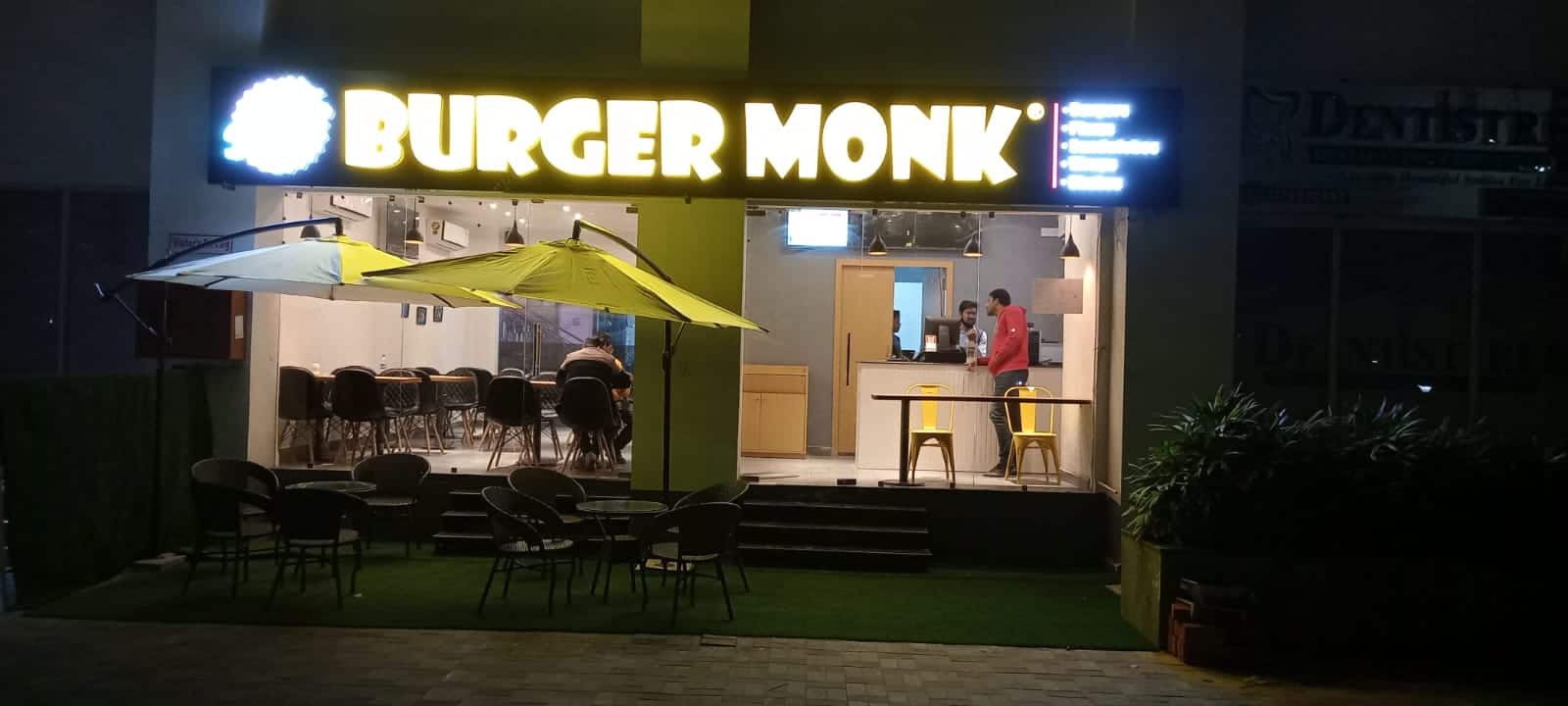 Burger Monk, Gomti Nagar order online - Zomato