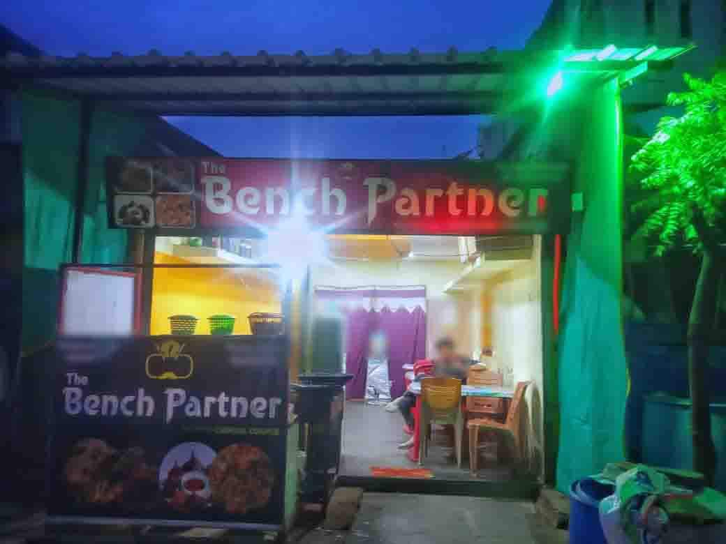 The Bench Partner, Kopargaon Locality order online - Zomato