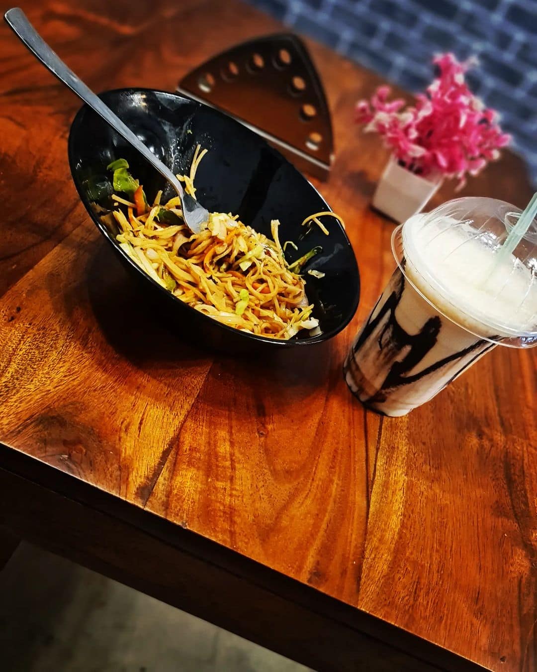Bunk Town Cafe, Bahadurgarh Locality order online - Zomato
