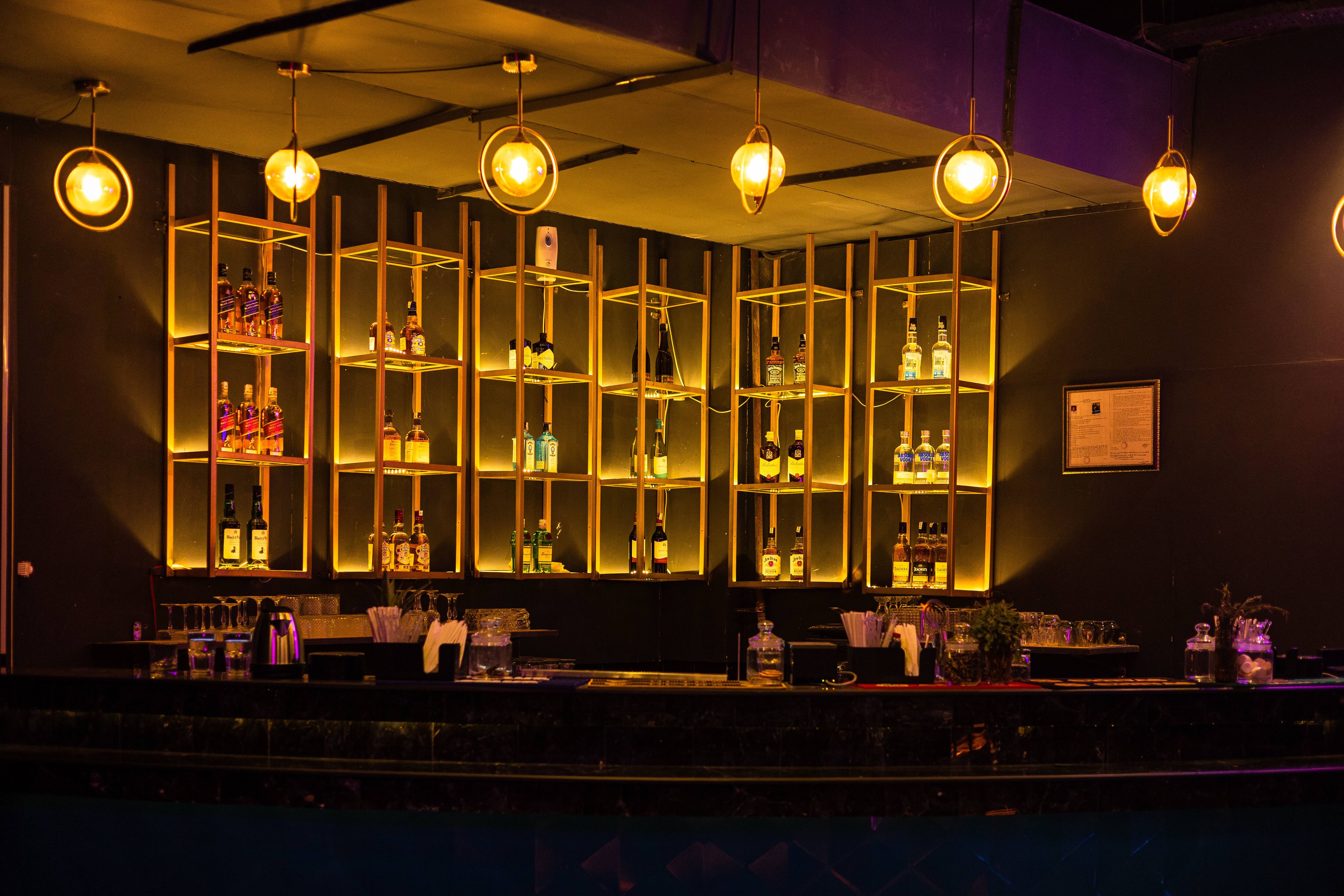 Tonique Bistro & Bar, Gomti Nagar, Lucknow | Zomato