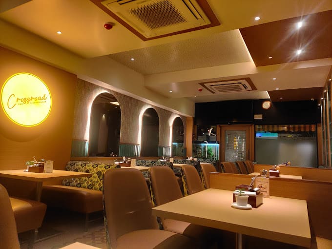 Crossroad Restaurant & Bar, Vile Parle West, Mumbai | Zomato