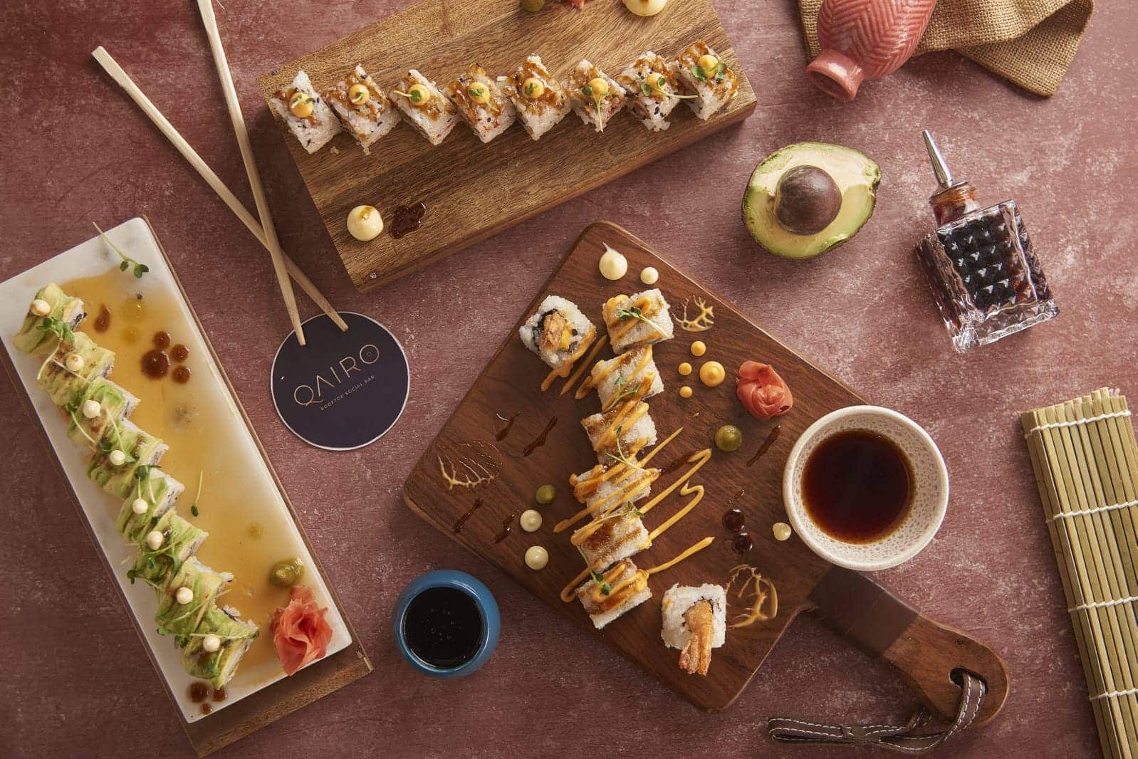 Book table and online reservation at Qairo, Tajganj, Agra