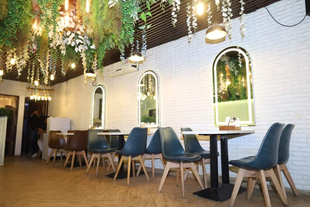 Champa Galie Cafe & Restaurant, Saket, New Delhi | Zomato