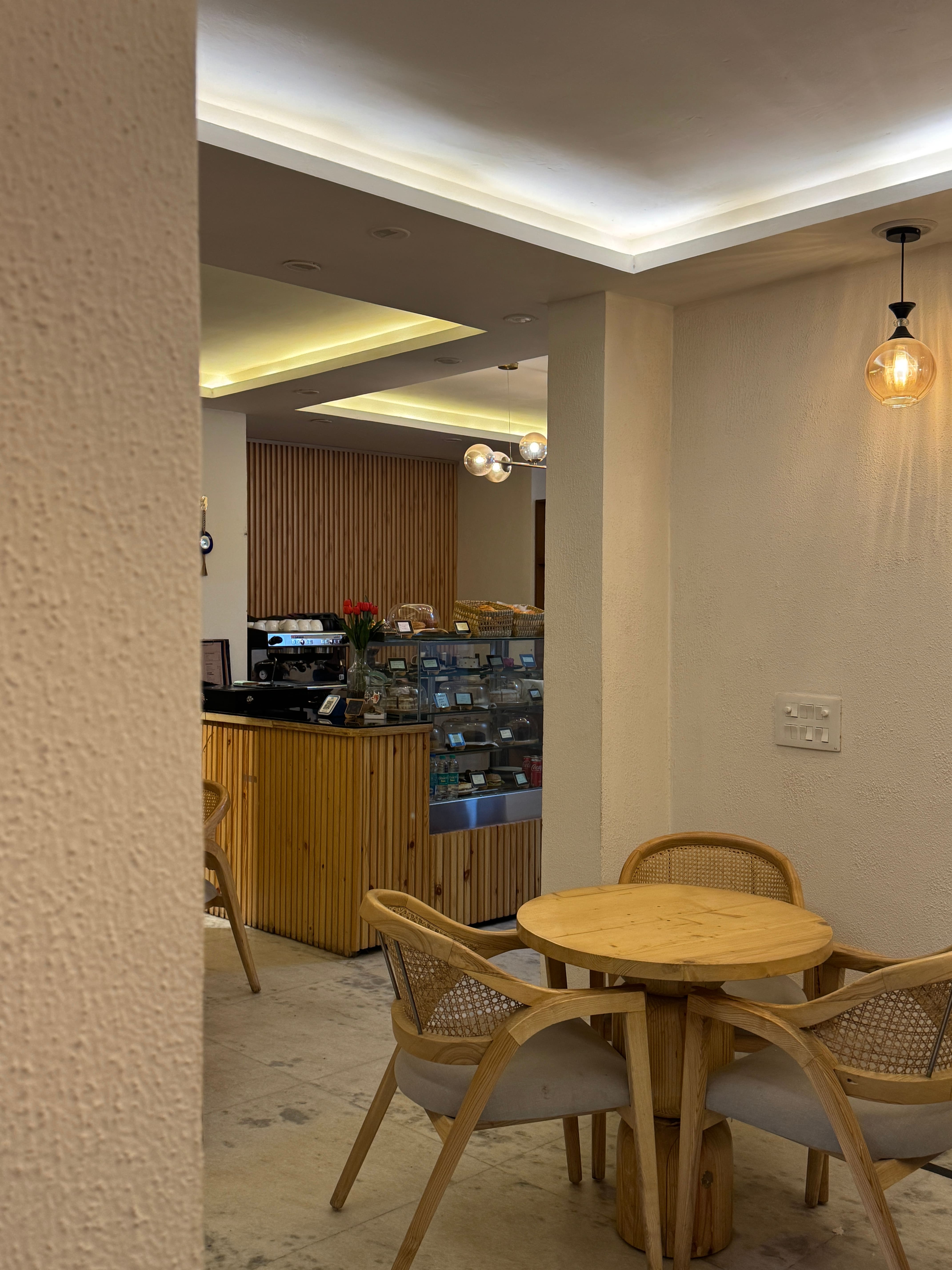 Breigh cafe& bakery, Safdarjung, New Delhi | Zomato