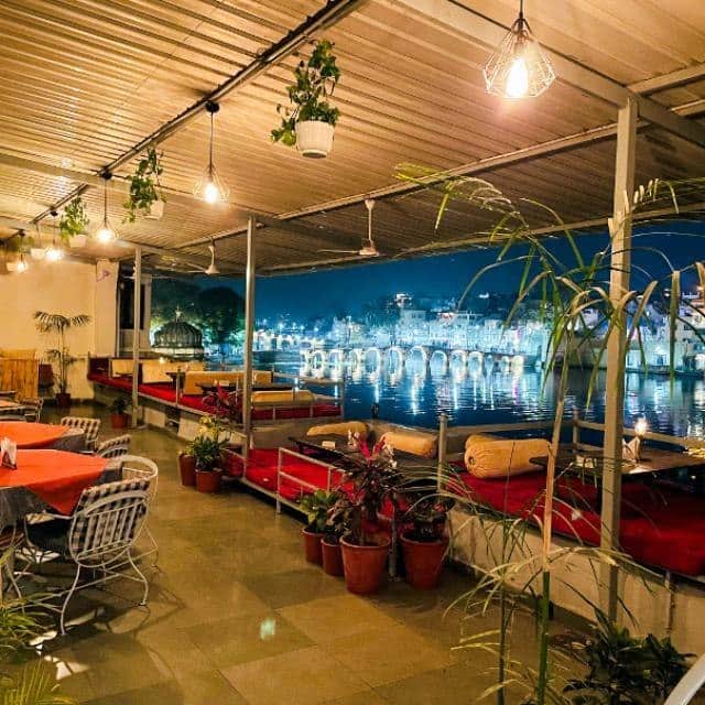 Lake Shore Restaurant, Chandpole, Udaipur | Zomato