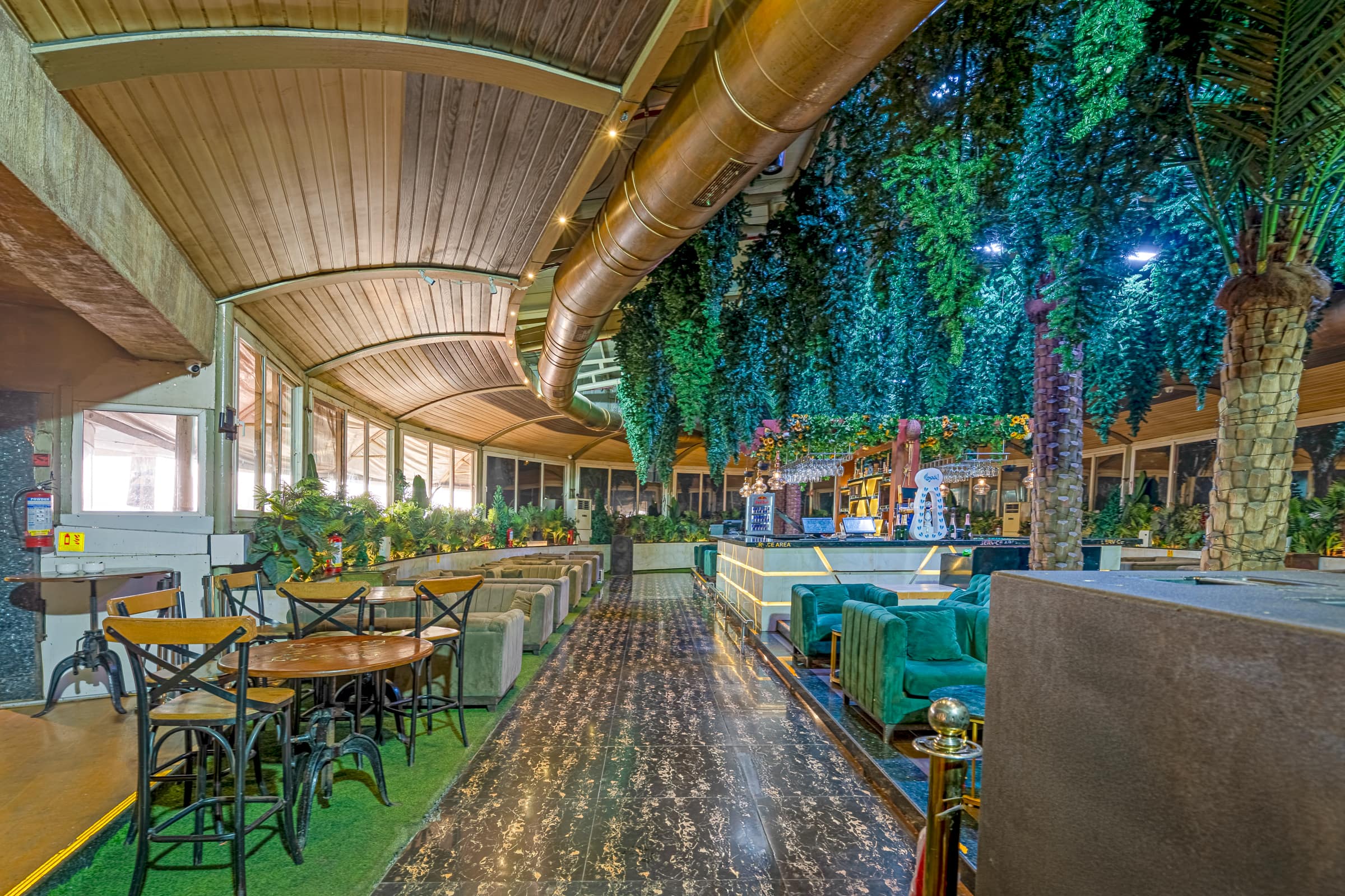 Opa! Bar & Cafe - Peninsula Grand Hotel, Sakinaka, Mumbai | Zomato