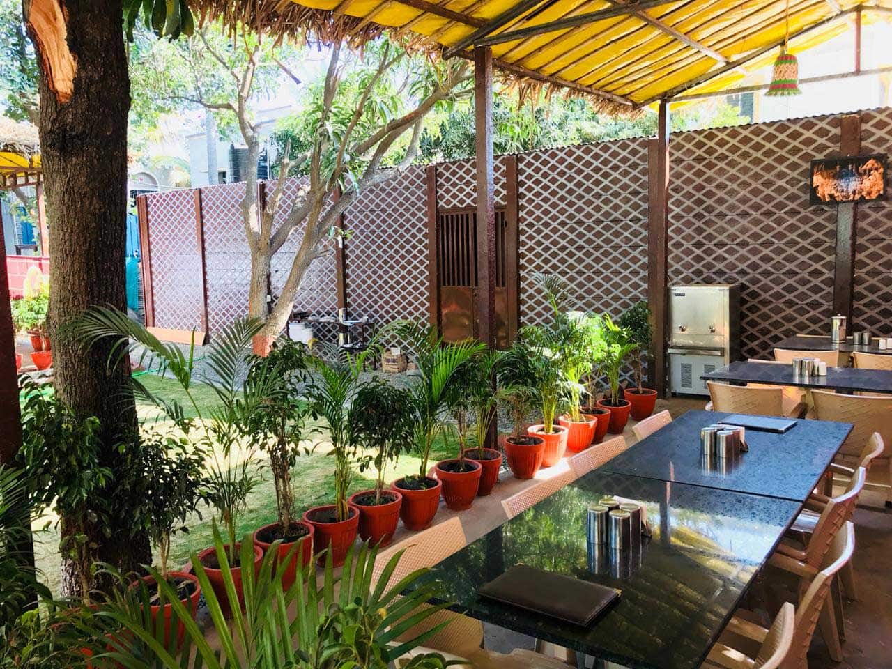 Royal Purandar, Hadapsar order online - Zomato