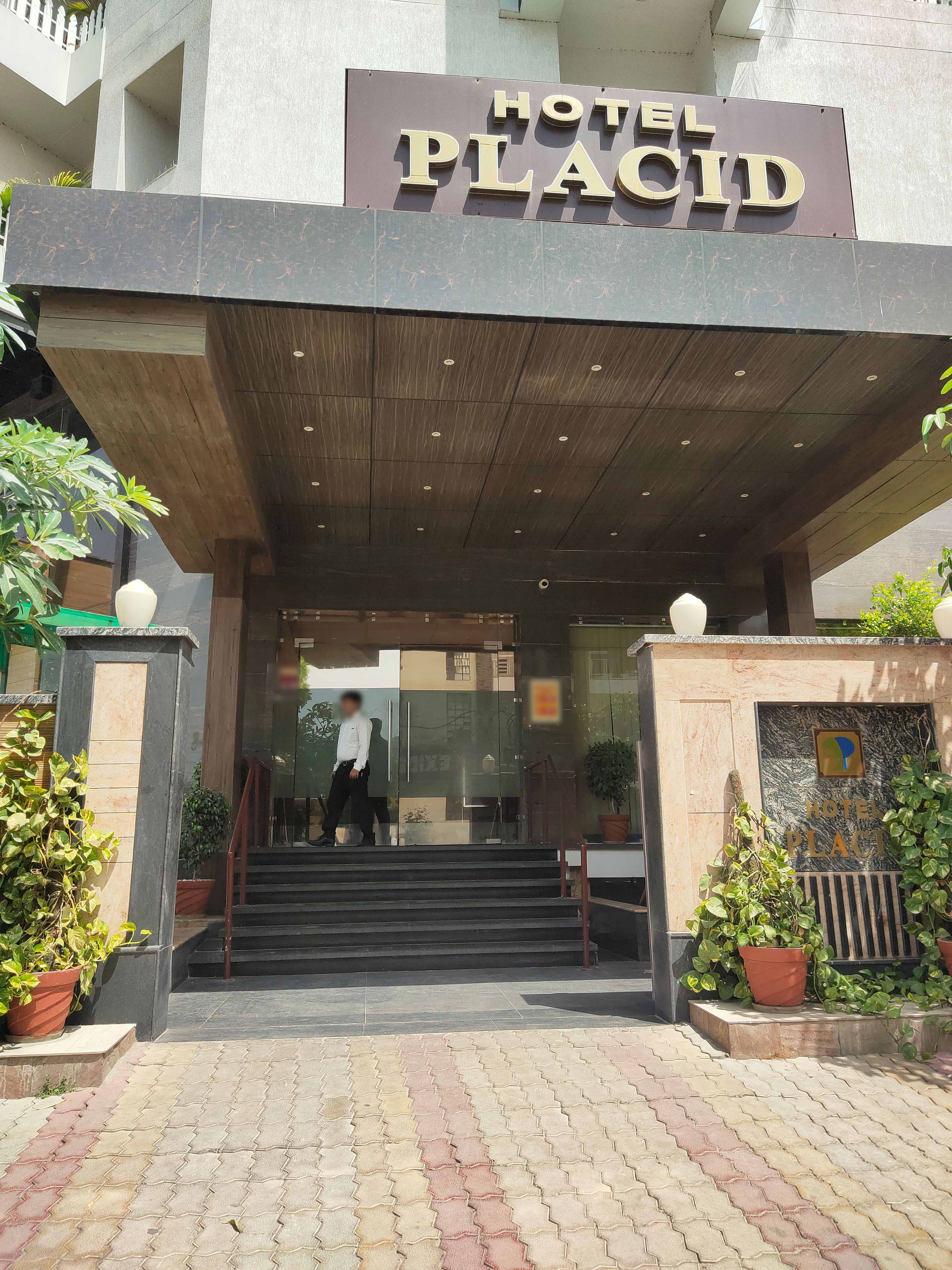 Hotel Placid, Tagore Town order online - Zomato