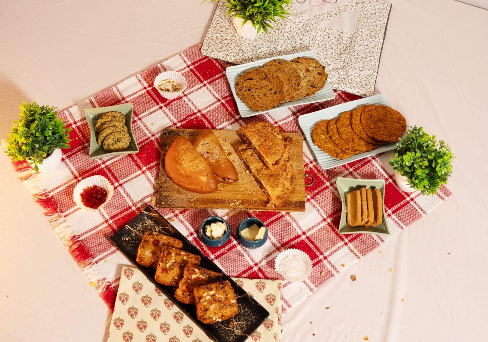 O.G Variar & Sons Variar Bakery - Since 1983, Rajajinagar order online ...