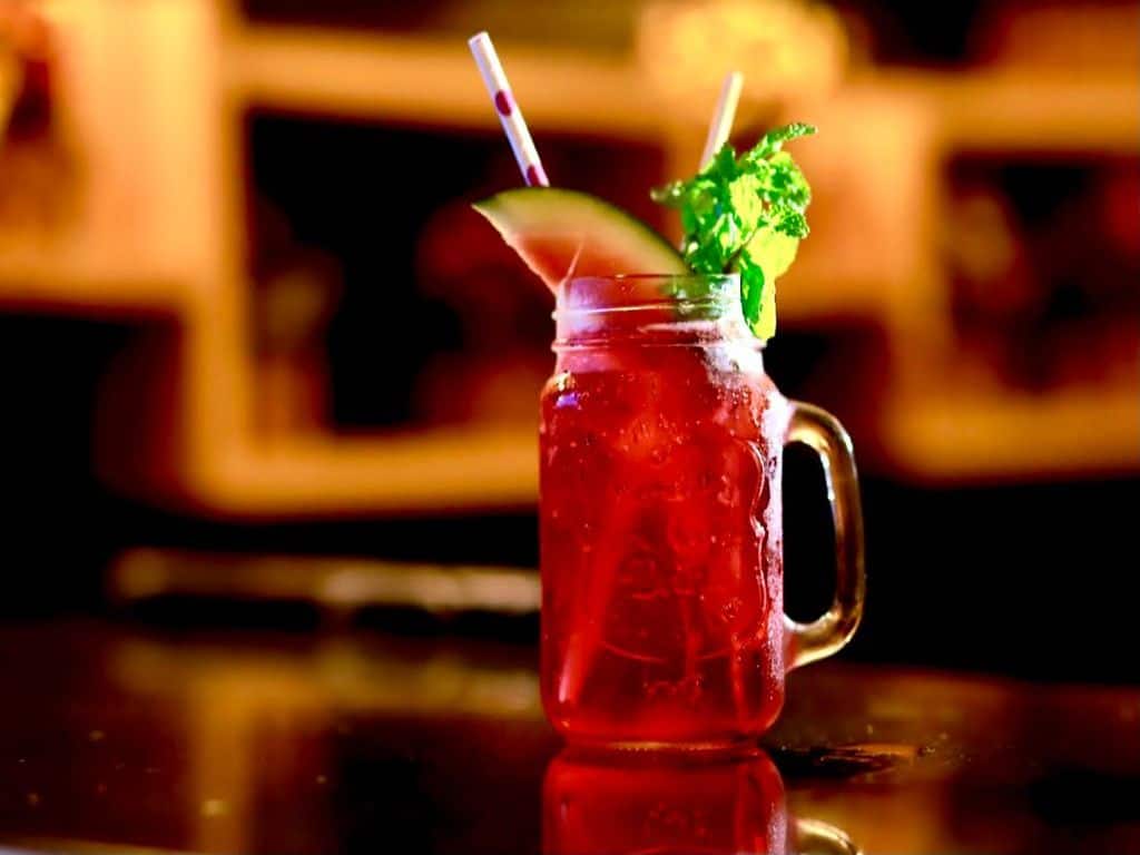 Book table and online reservation at High Garden, Senapati Bapat Road, Pune