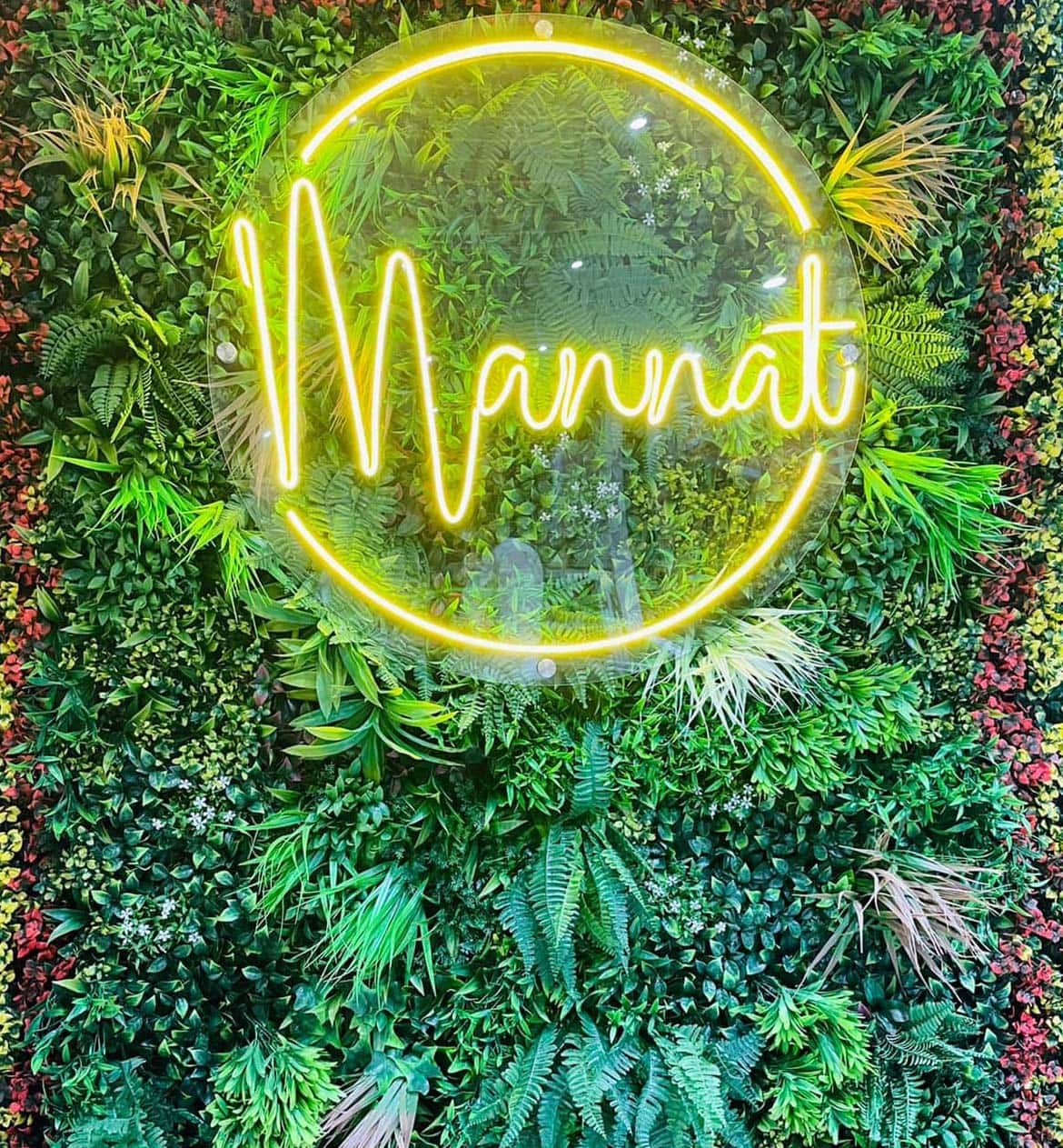 Mannat Name Logo