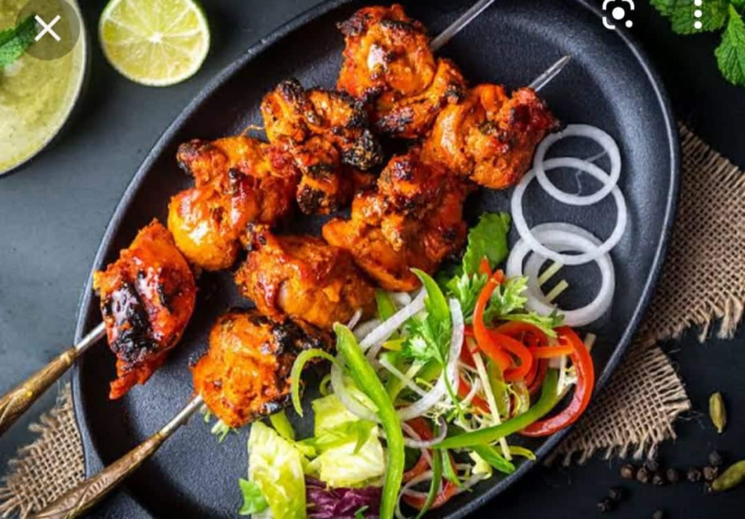 Daya Snacks Spot & Hyderabadi Chicken Dum Biryani Center, Kasaba Bawada ...