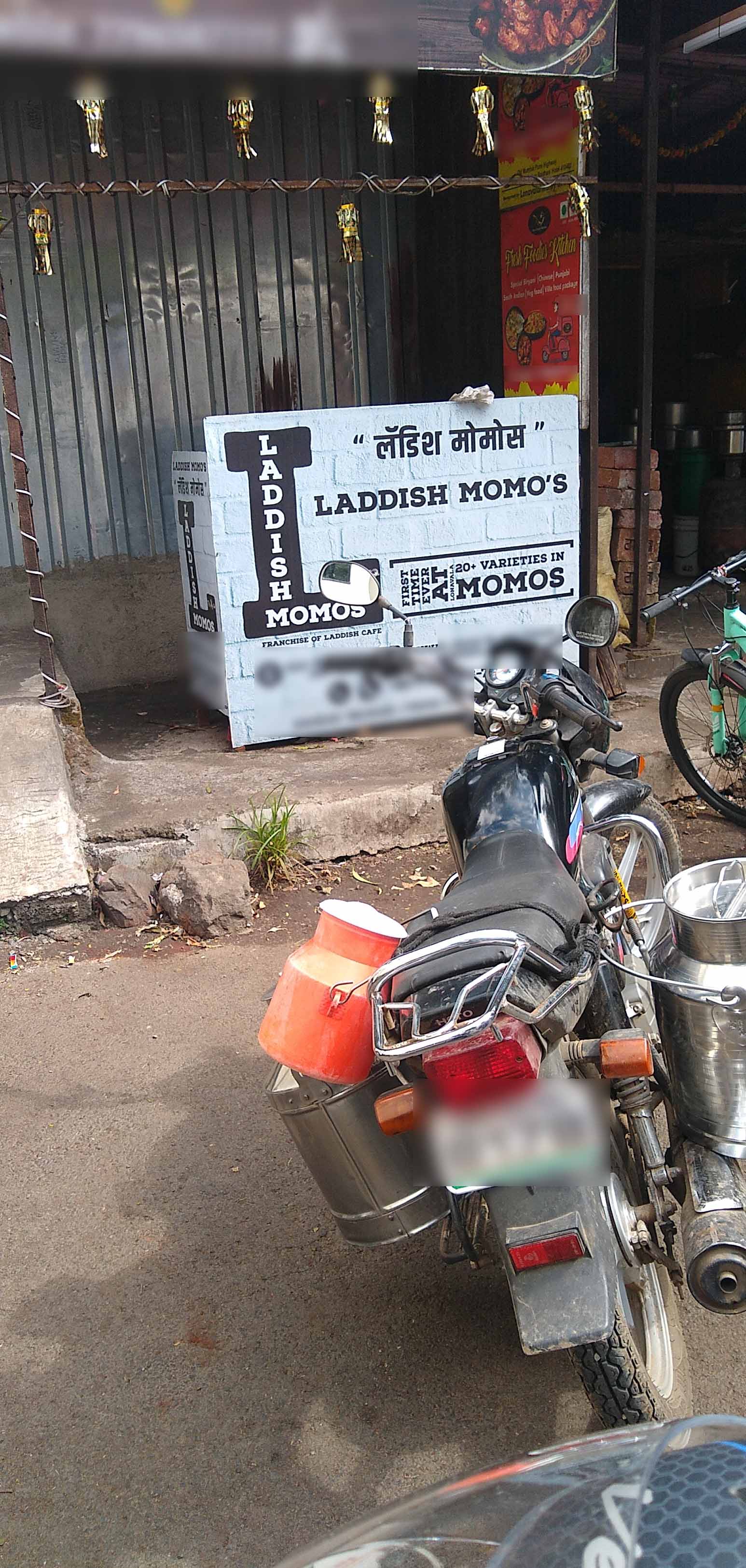 Laddish Momos, Lonavala order online - Zomato