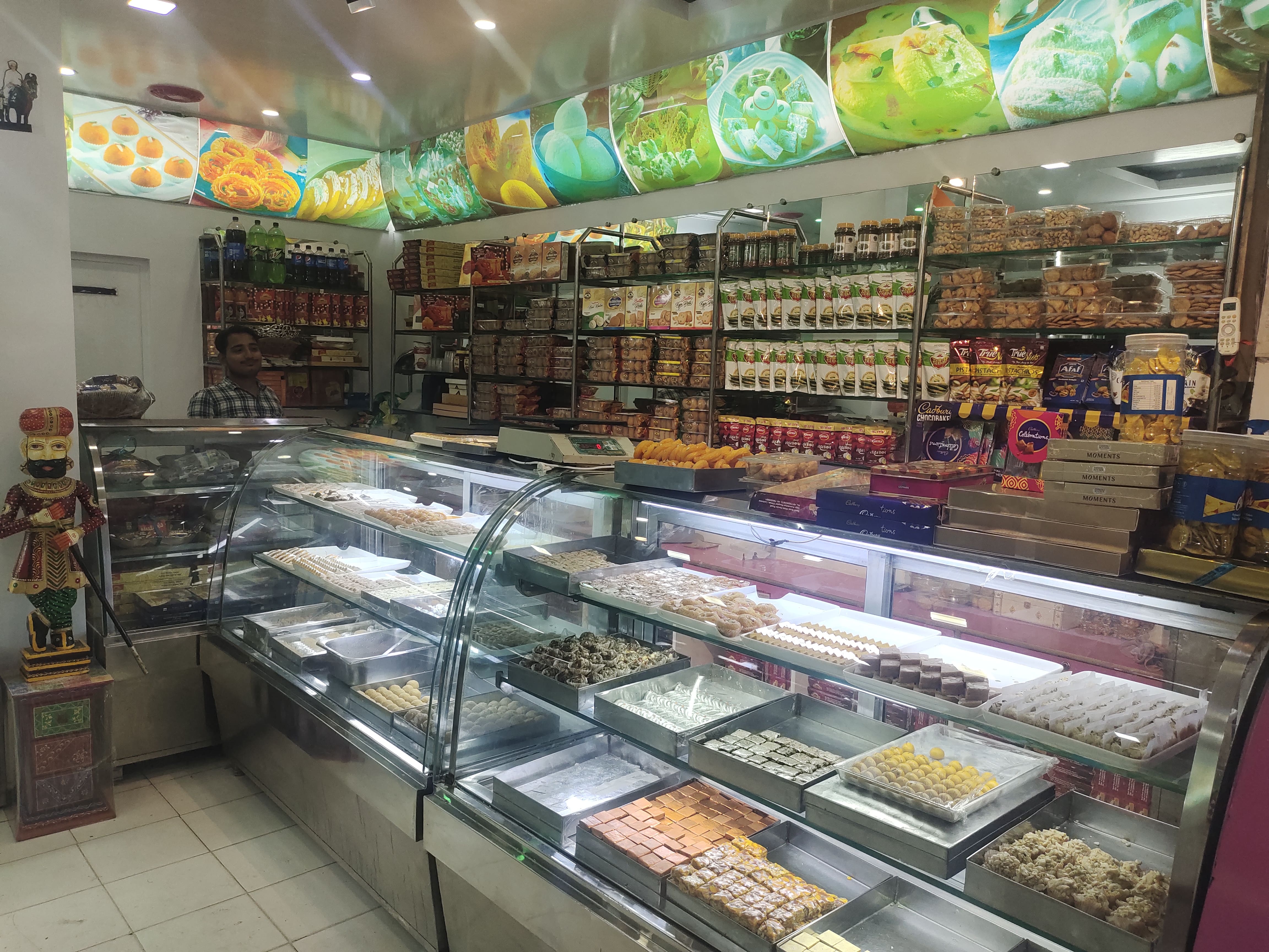Rajasthan Wala Sweets & Bakery, Chowk, Lucknow | Zomato