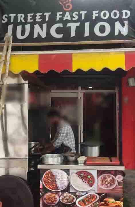 Street Fast Food Junction, Sector 5 order online - Zomato
