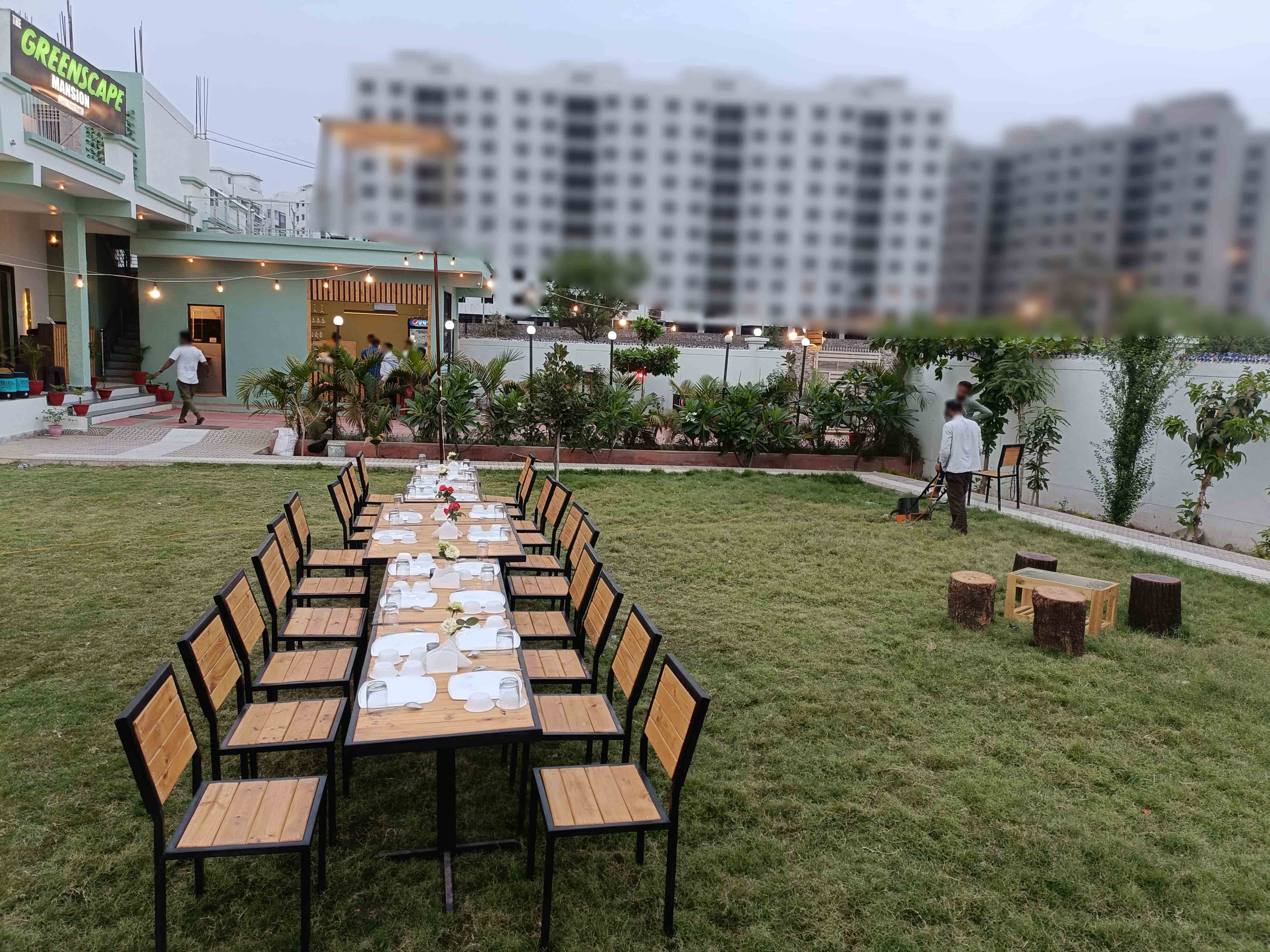 Photos of The Greenscape Mansion, Pictures of The Greenscape Mansion ...