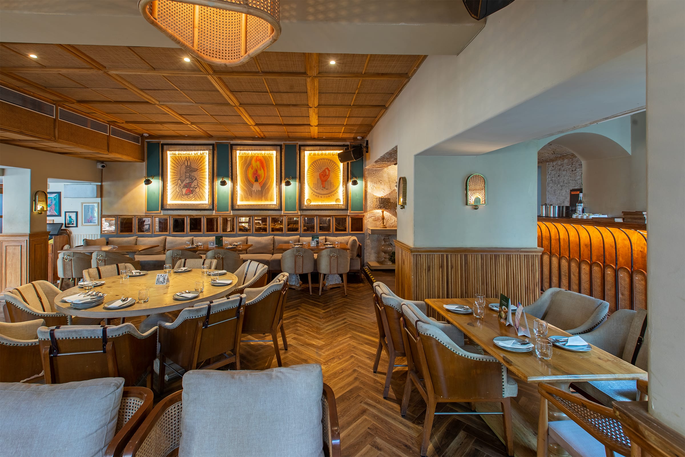 One8 Commune, Juhu order online - Zomato