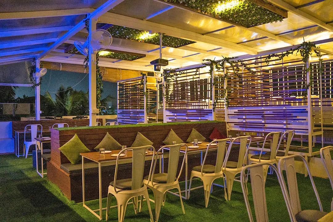 3 Layers on the ECR, Injambakkam, Chennai | Zomato