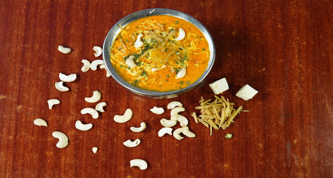 Sodhi Bhojanalaya, Dal Gate order online - Zomato